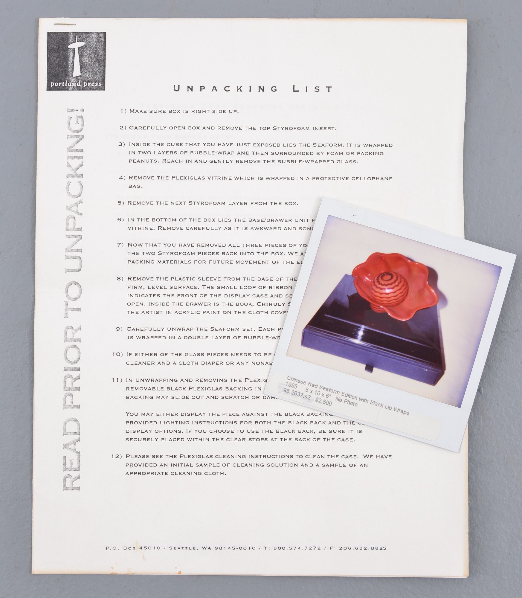 Dale Chihuly | Dale Chihuly CHINESE RED SEAFORM Sculpture & Book (1995 ...