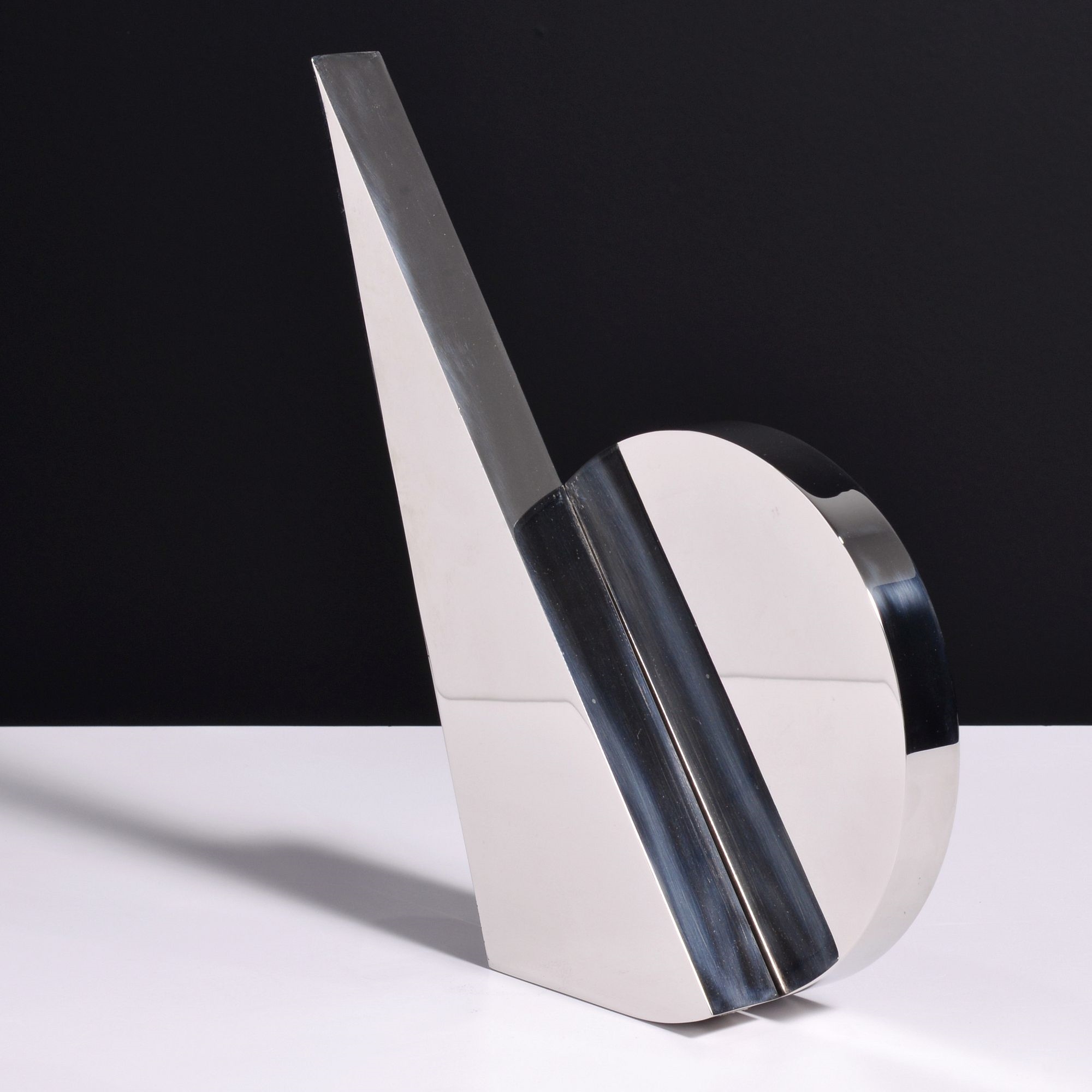 Emile Gilioli | LA HALLE AUX VINS (1946) | MutualArt