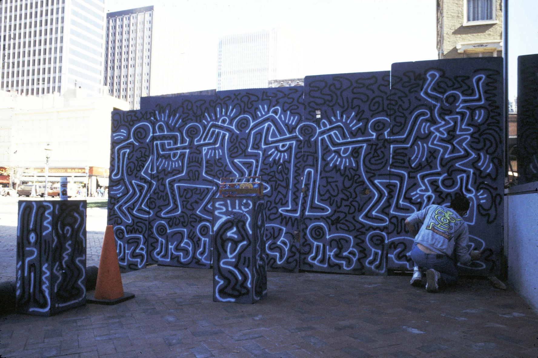 Keith Haring | Untitled (Pittsburgh Center for the Arts Mural)1983 ...