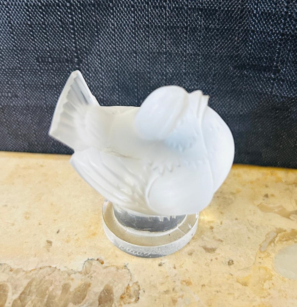 Maison Lalique | Lalique Crystal Bird Ornament. Measures H 4cm x W 4cm ...