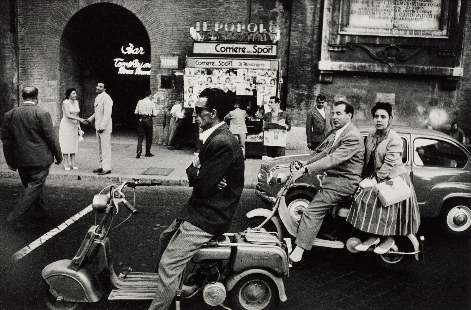 William Klein | WILLIAM KLEIN 1926-2022 (Circa 2000) | MutualArt