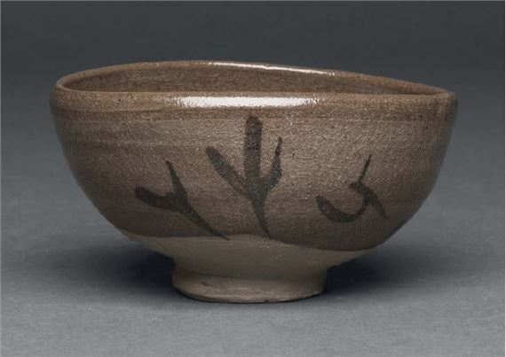 Tokuro Kato | Karatsu tea bowl | MutualArt