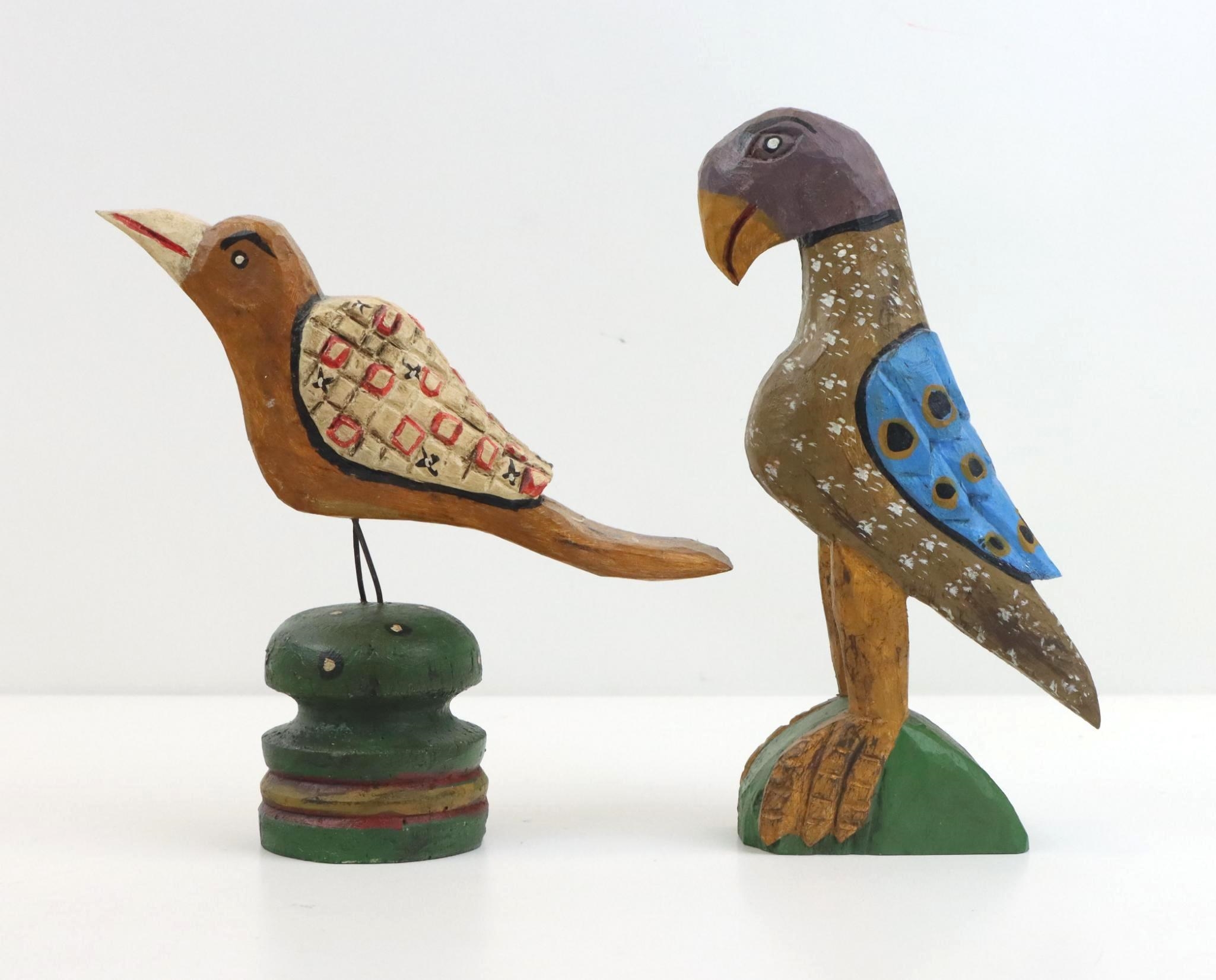 Daniel Strawser | Strawser folk art carved and painted bird figures (2 ...