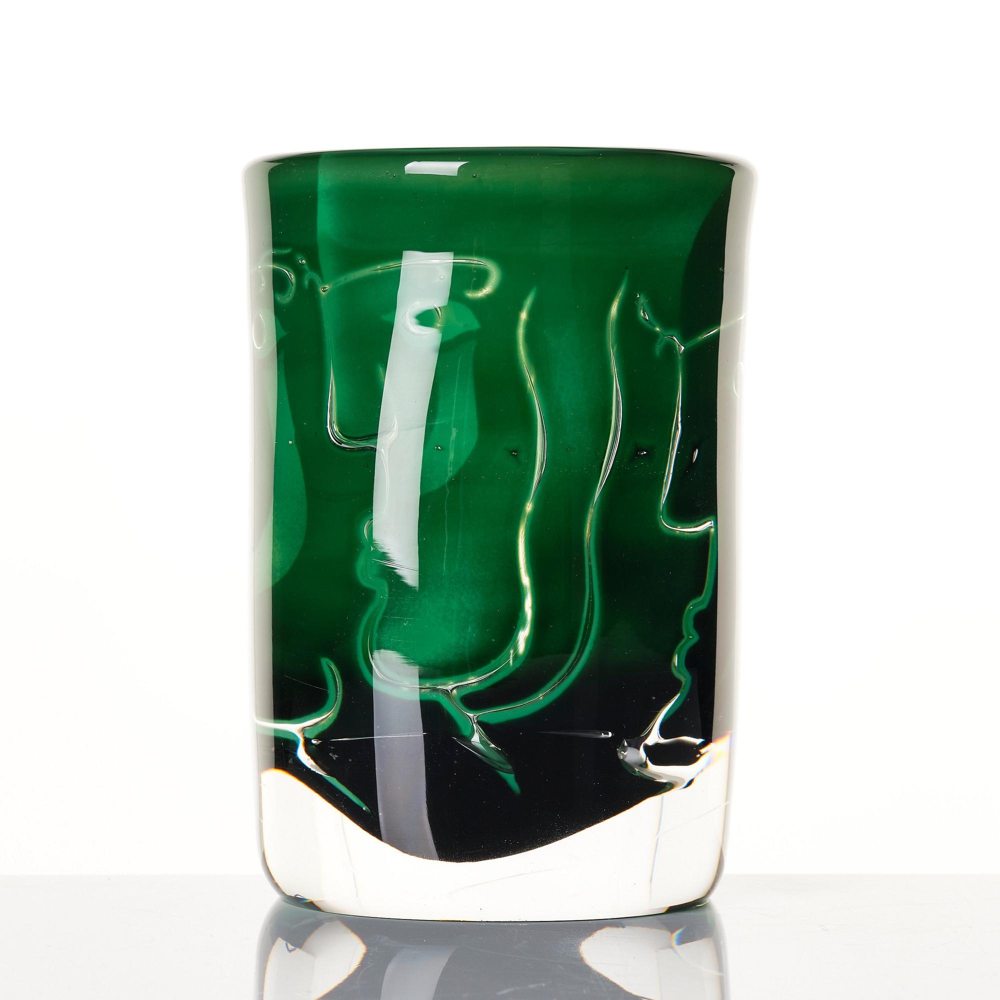 Ingeborg Lundin | an Ansikten (Faces) ariel glass vase, Orrefors ...