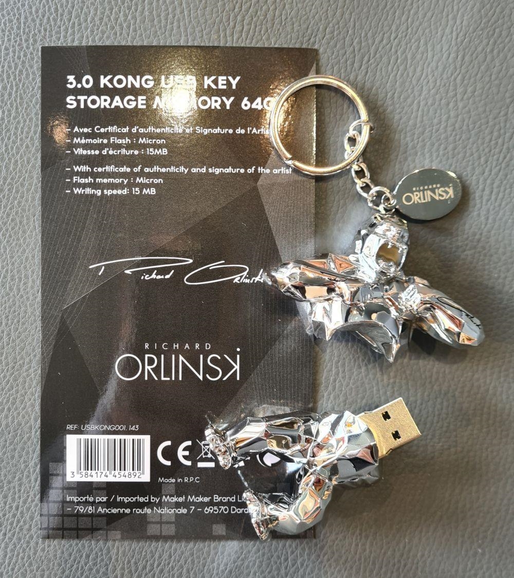 Richard Orlinski | Kong USB Key Ring 64 Go (Silver) | MutualArt