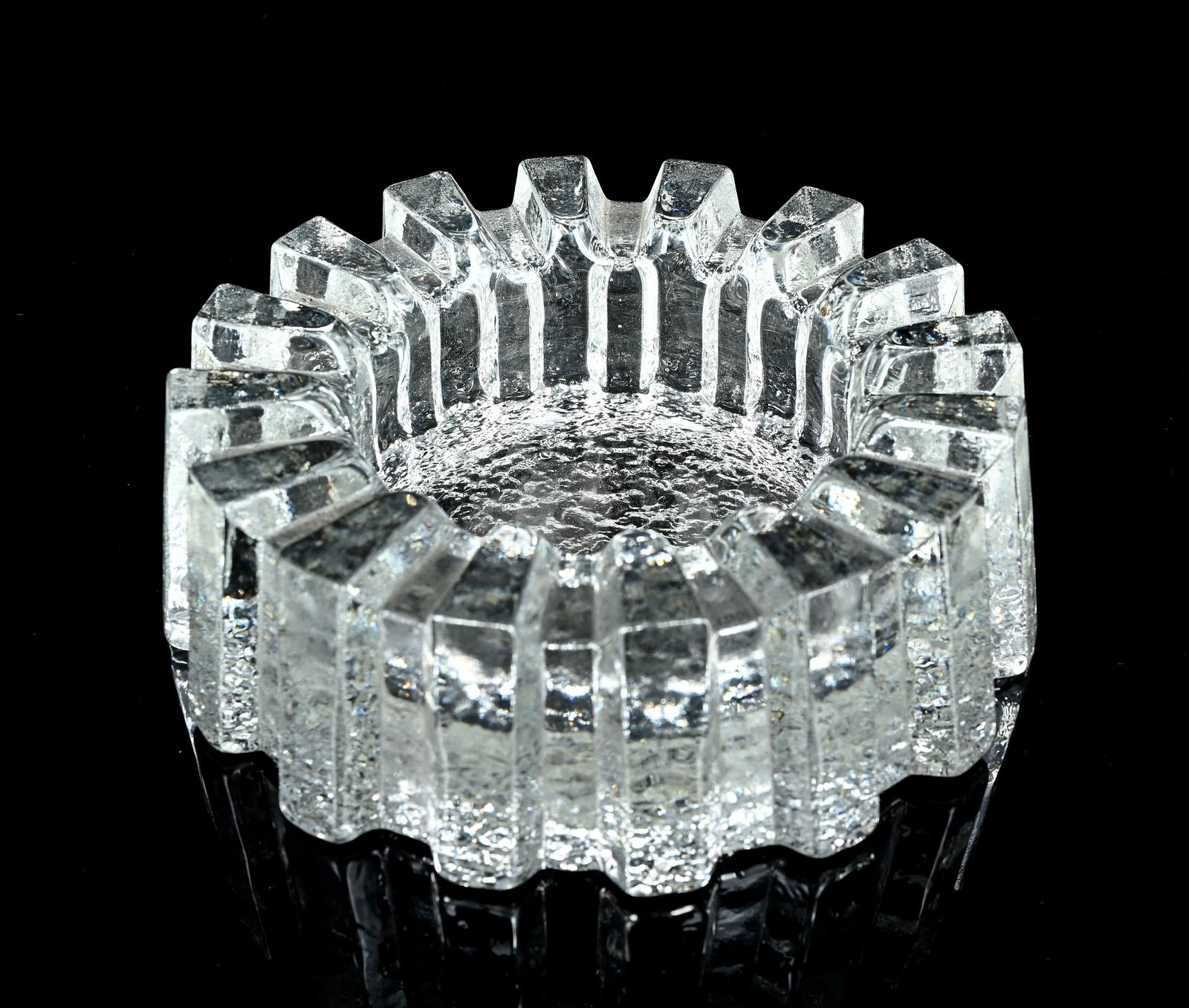 Eva Englund | Pair of Swedish glass paperweight dishes by Eva Englund ...