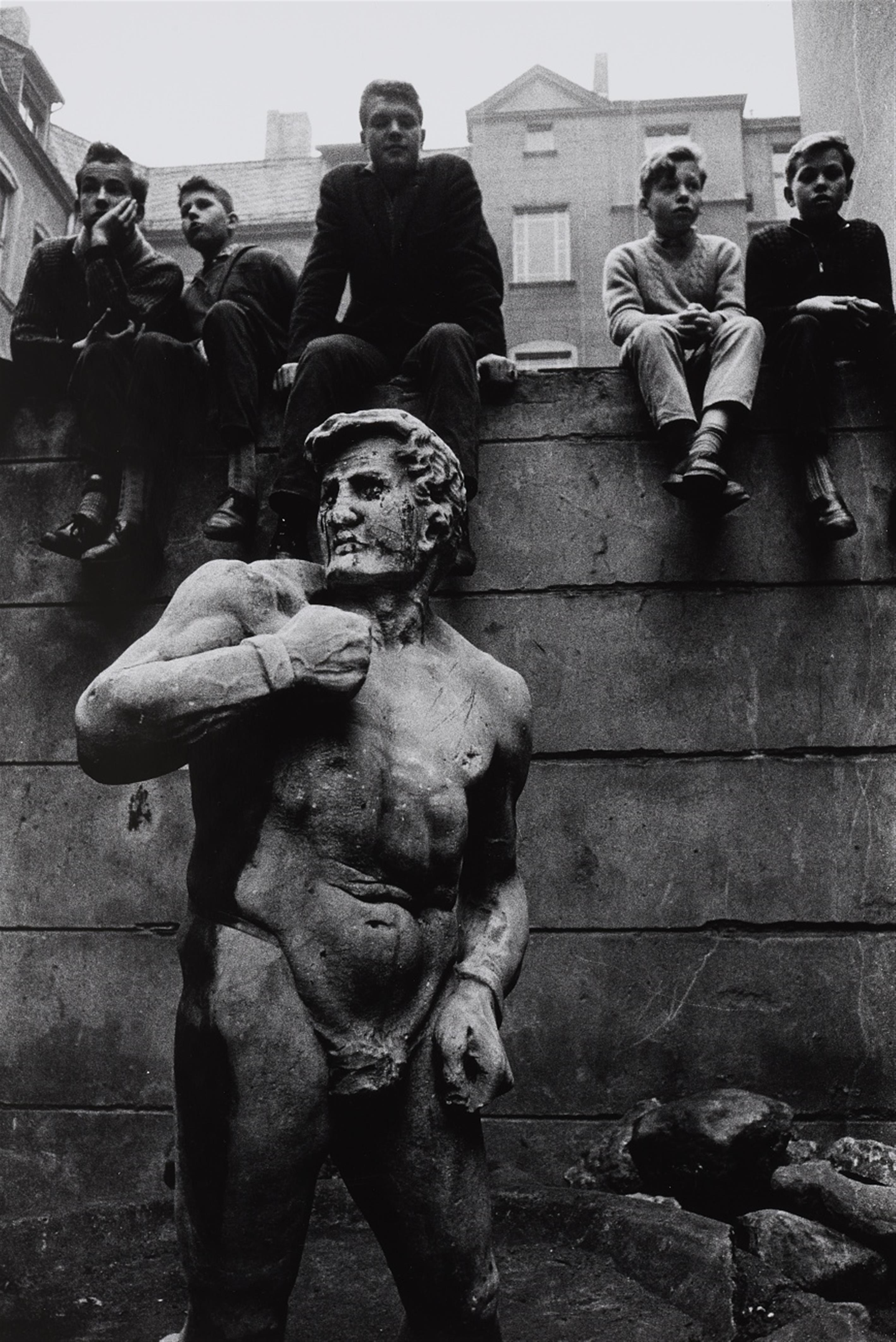 Will Mcbride Jungs In Steglitzer Hinterhof Berlin 1959 Mutualart
