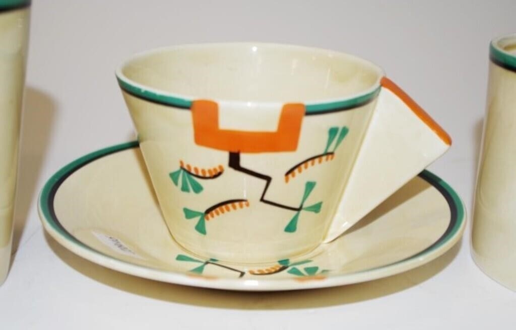 Clarice Cliff | Clarice Cliff Bizarre Ravel Conical cup & saucer ...