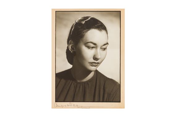 Angus McBean | Elizabeth Taylor as Helen of Troy in Doctor Faustus ...