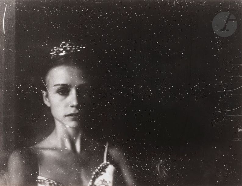 Deborah Turbeville | Deux femmes | MutualArt