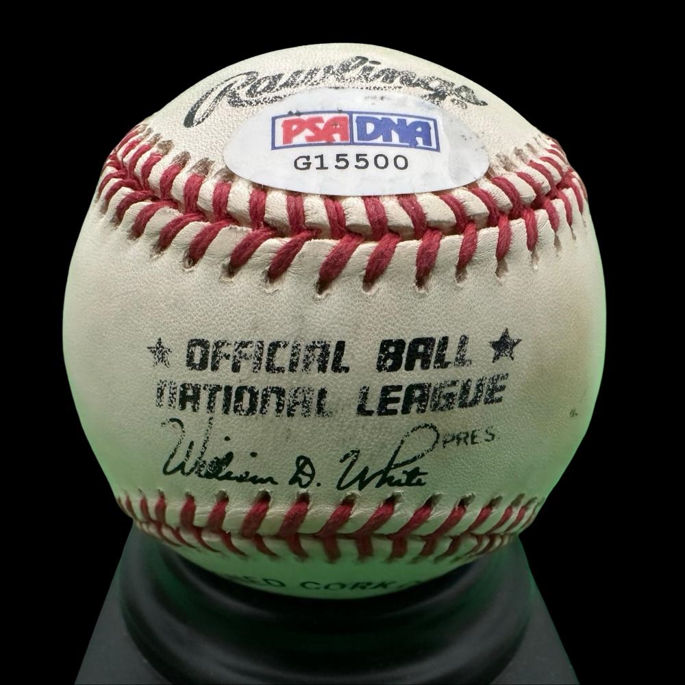 Rawlings | Donald Trump United States President Signed Baseball | MutualArt