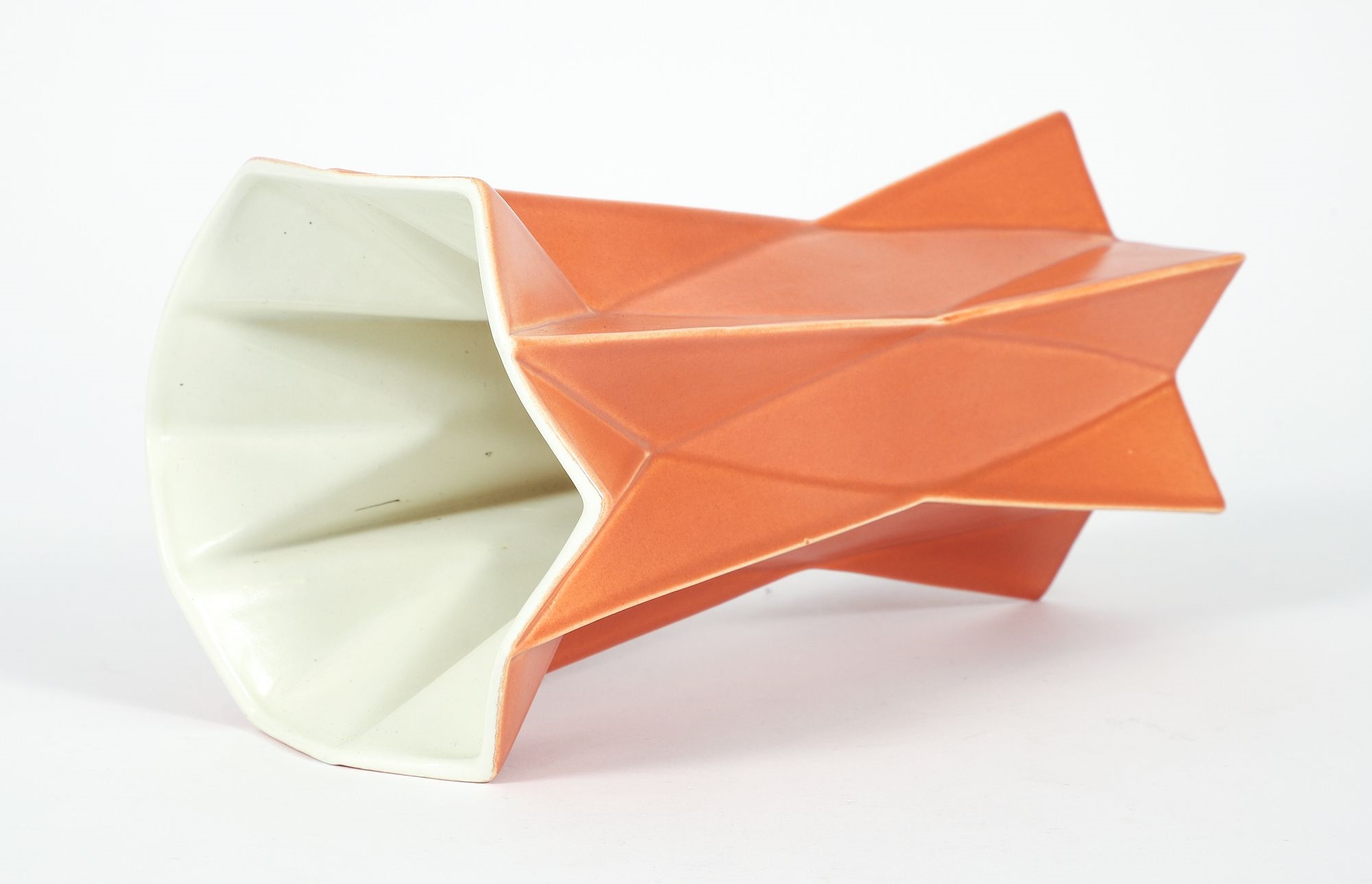 Belle Kogan | 2 Belle Kogan for Red Wing Pottery Prismatique Vases ...