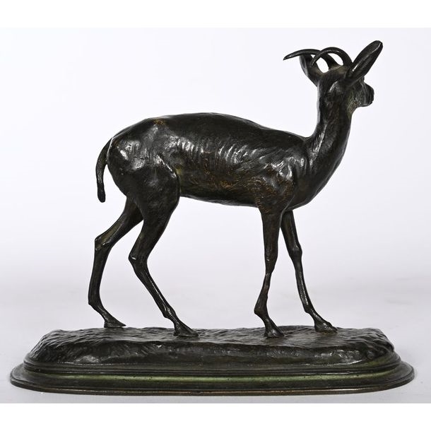 Alexandre Leonard | Gazelle on a terrace, head turned | MutualArt