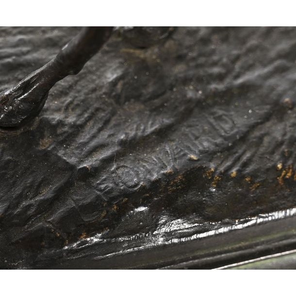 Alexandre Leonard | Gazelle on a terrace, head turned | MutualArt