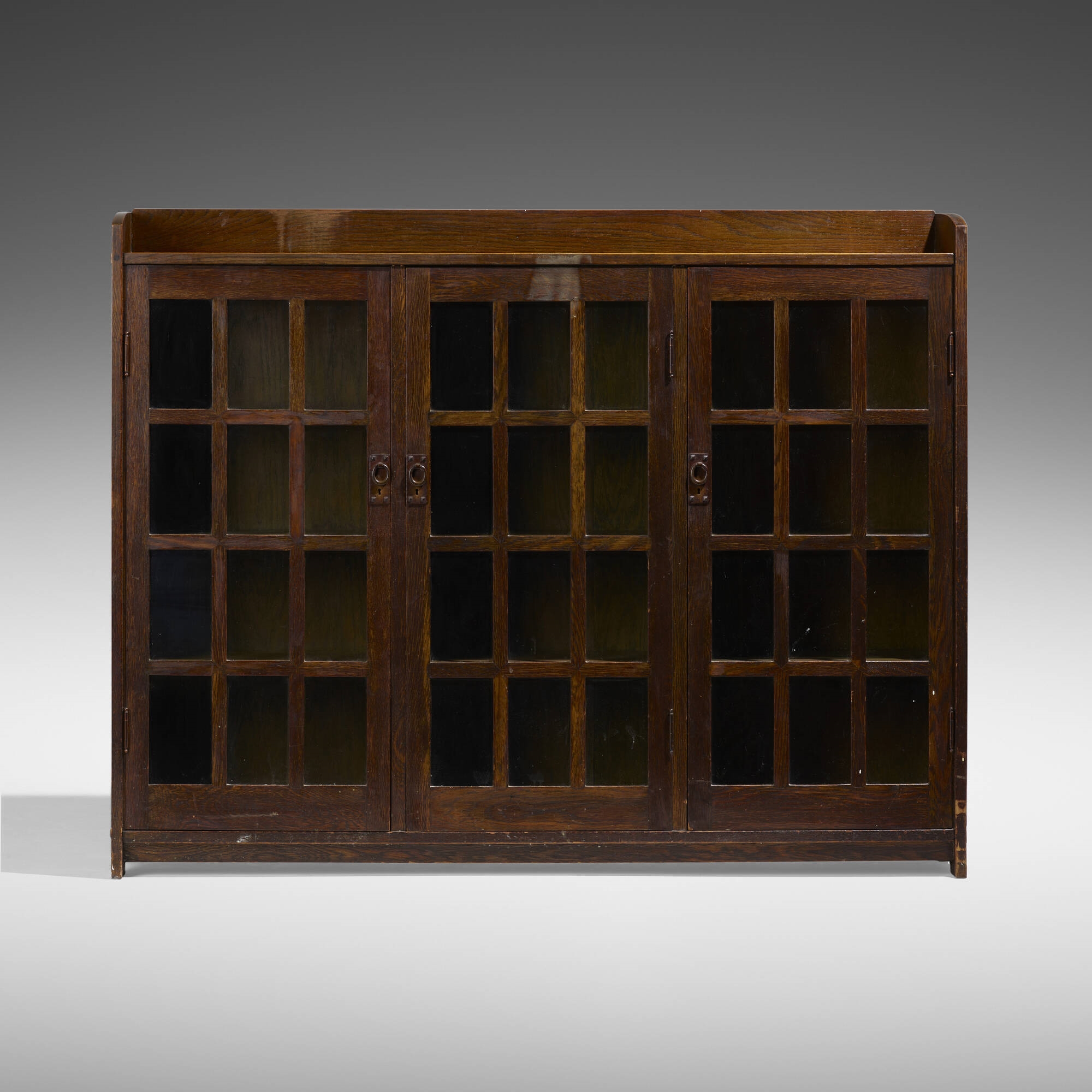 Gustav Stickley | A RARE POPPY TABLE, MODEL NO. 26 | MutualArt