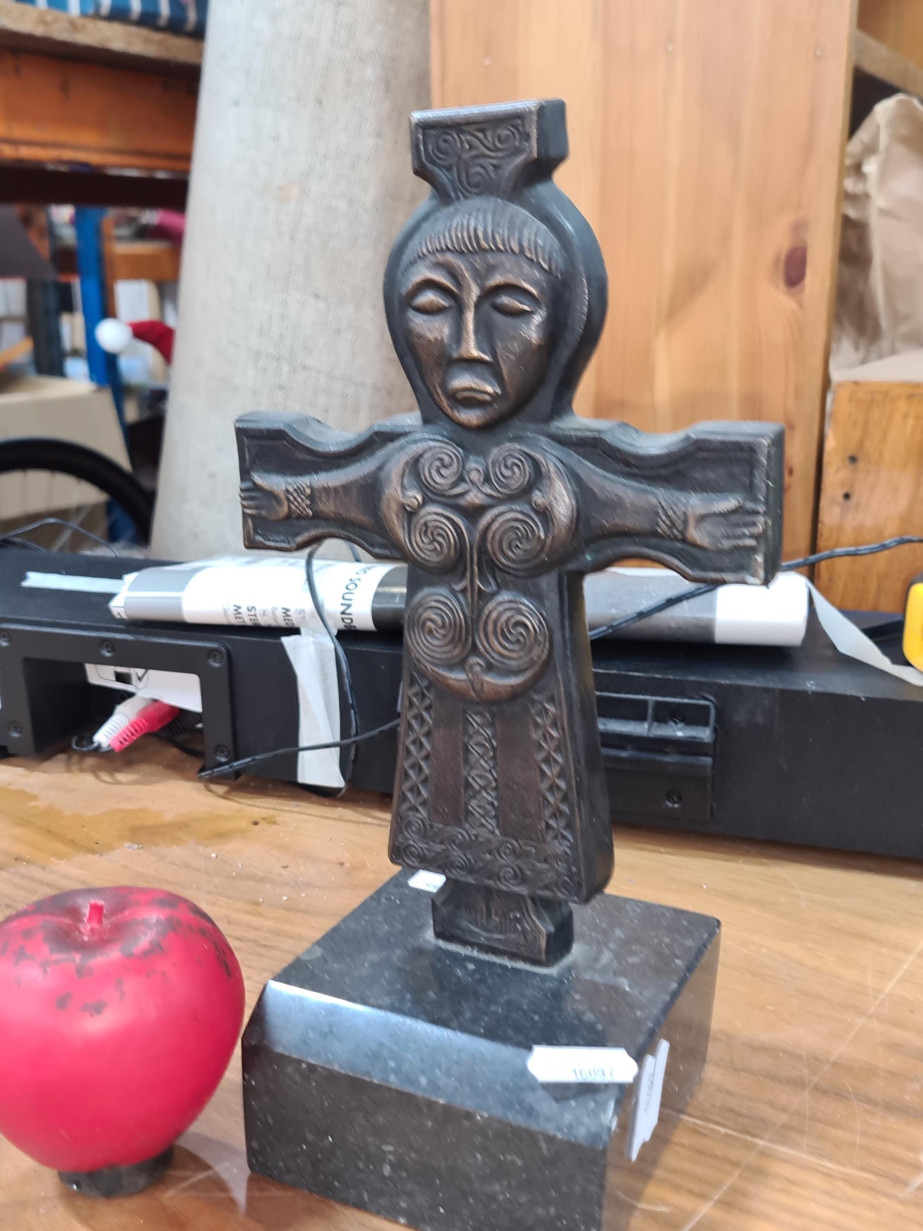 Brid Ni Rinn | Celtic Cross | MutualArt