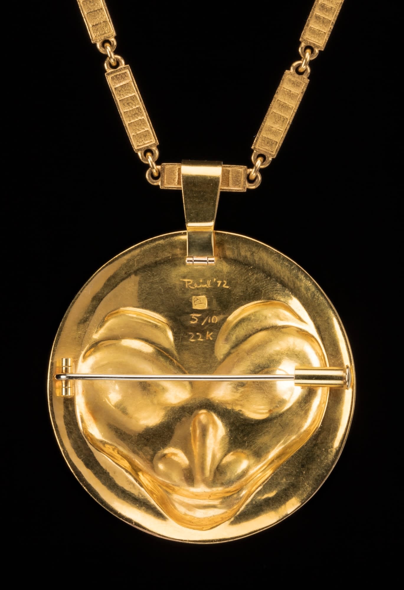 Bill Reid | Grizzly Medallion and Chain | MutualArt