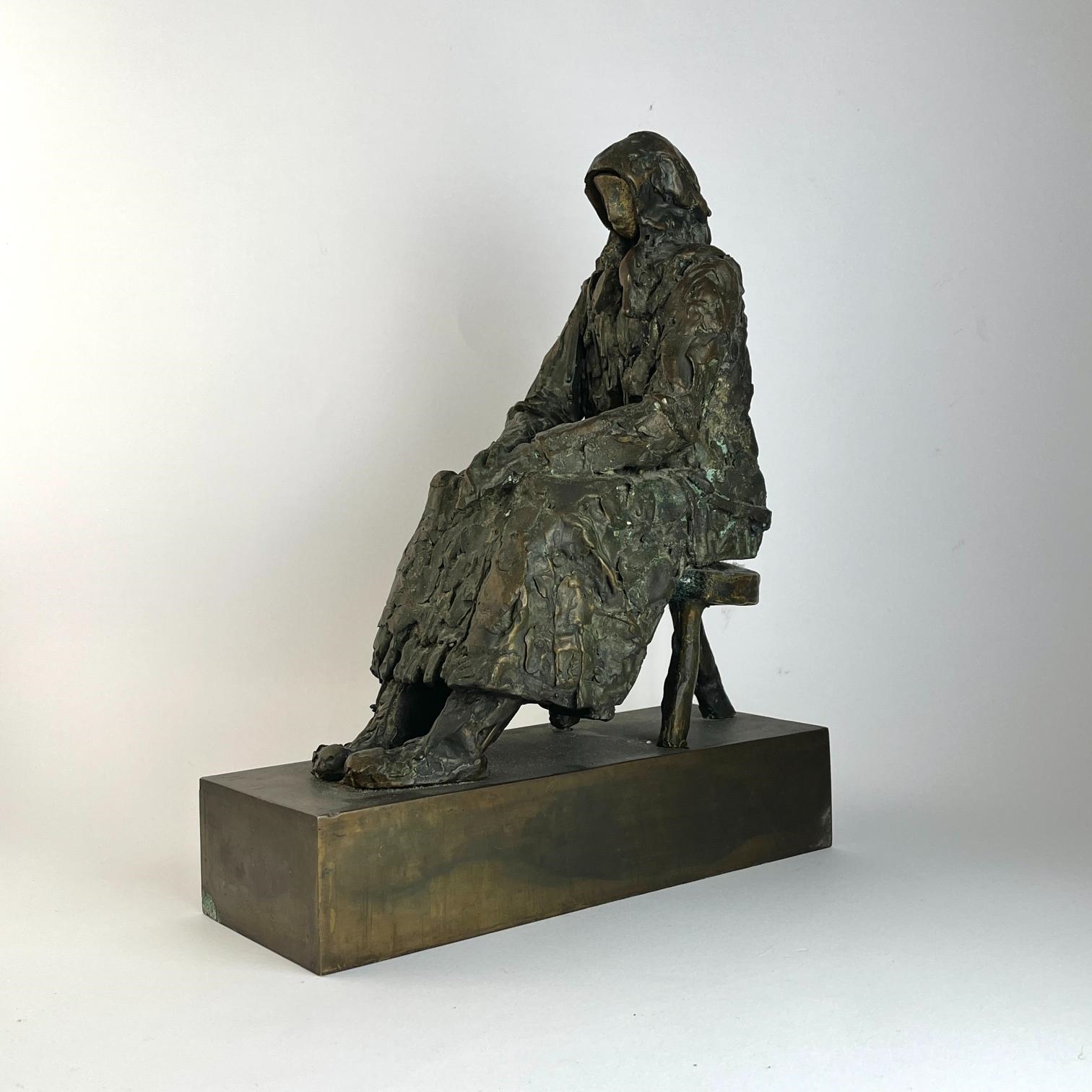 Stefan Natchkov | Escultura en bronce pátina oscura | MutualArt