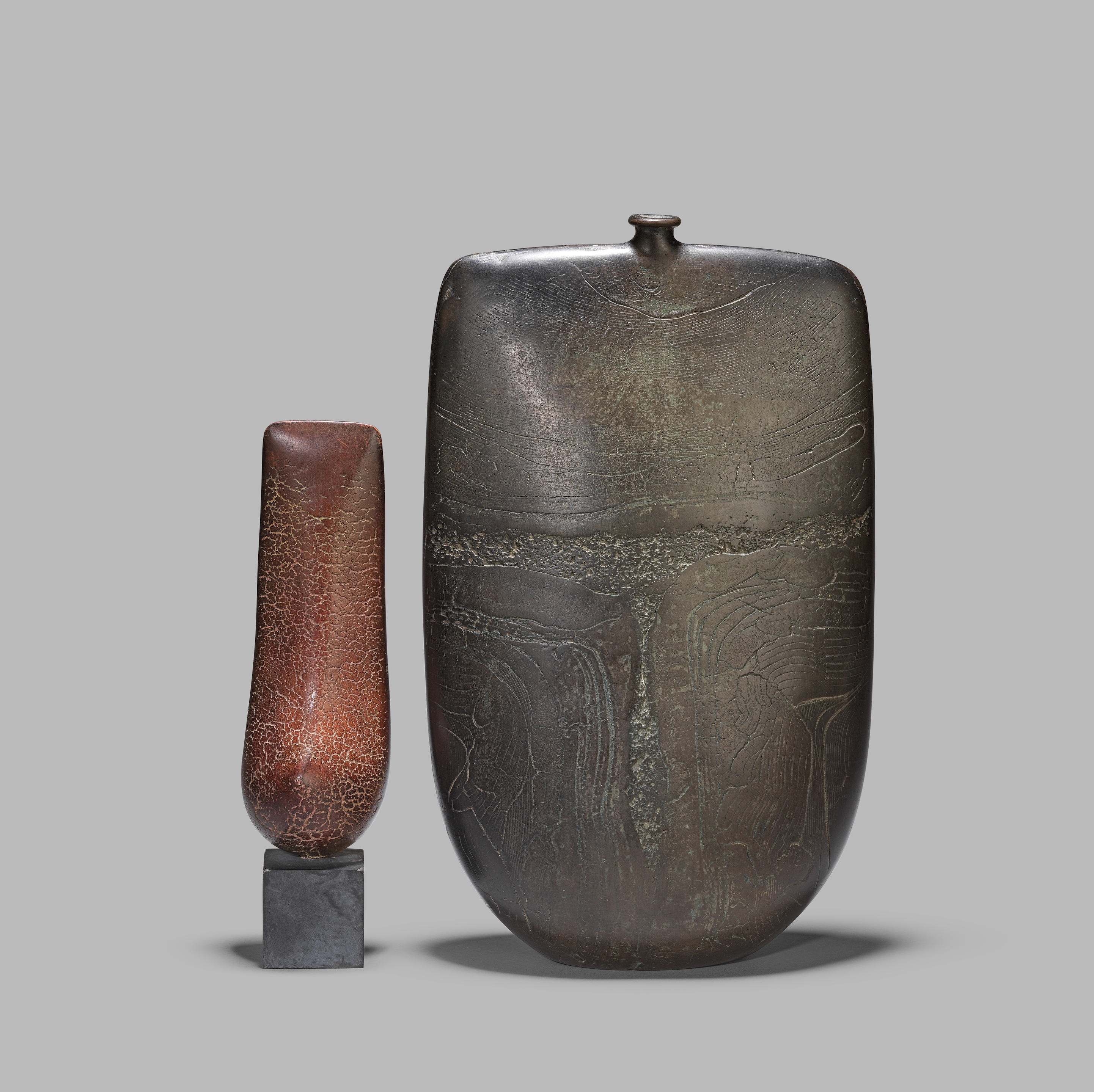 Peter Hayes | Flattened bottle form, 1990 (1990) | MutualArt