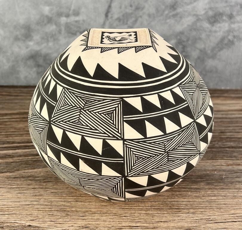 Westly Begaye | Westly Begaye Acoma Pueblo Indian Pot | MutualArt