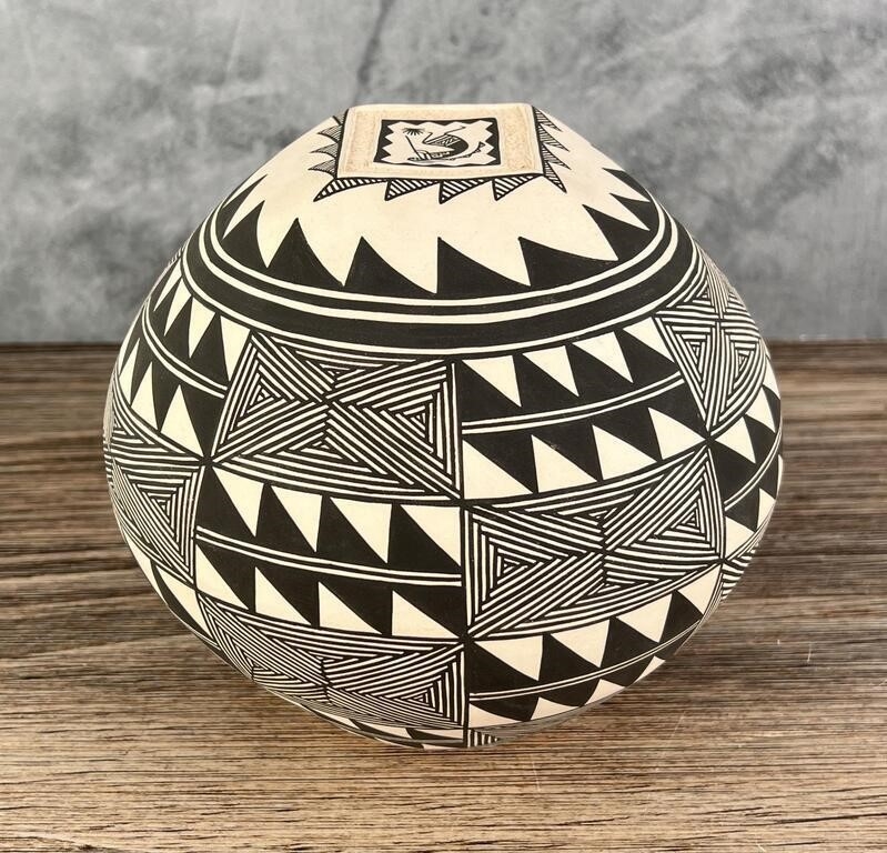 Westly Begaye | Westly Begaye Acoma Pueblo Indian Pot | MutualArt