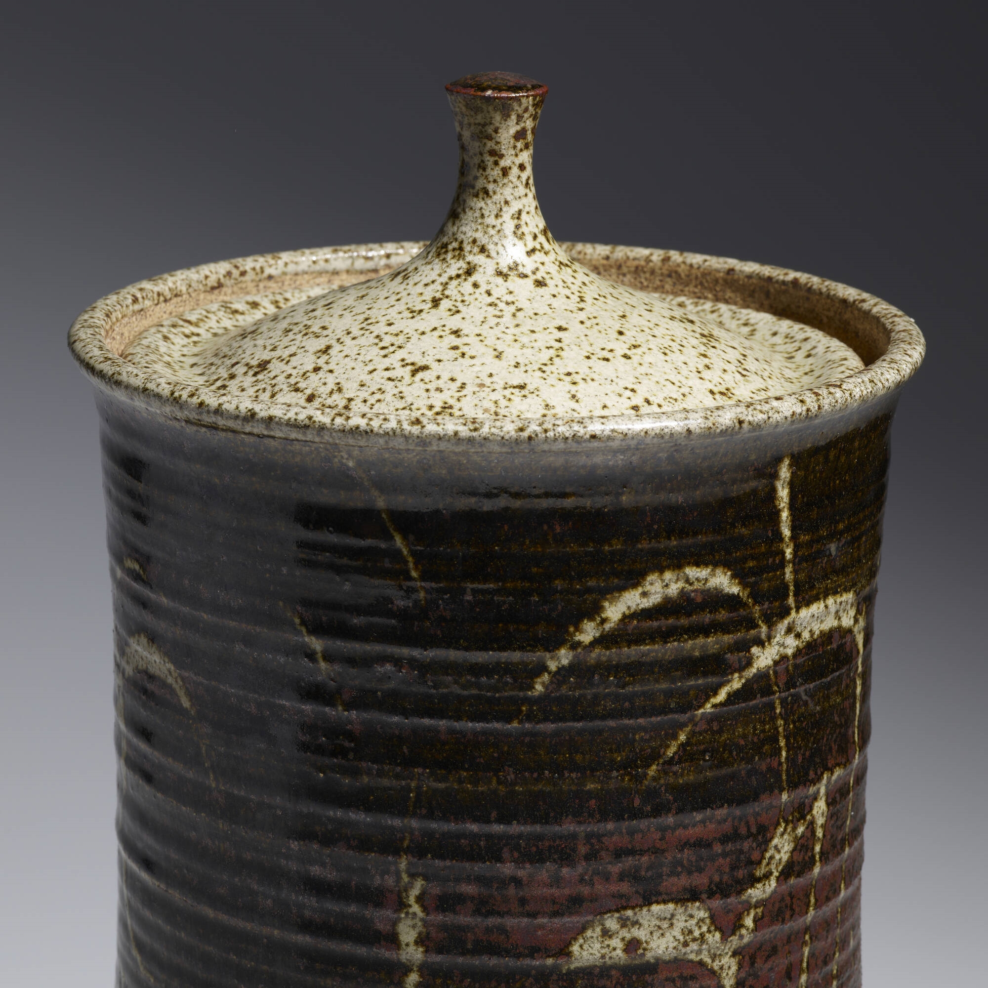 Peter Voulkos | Early covered vessel (Circa 1952) | MutualArt