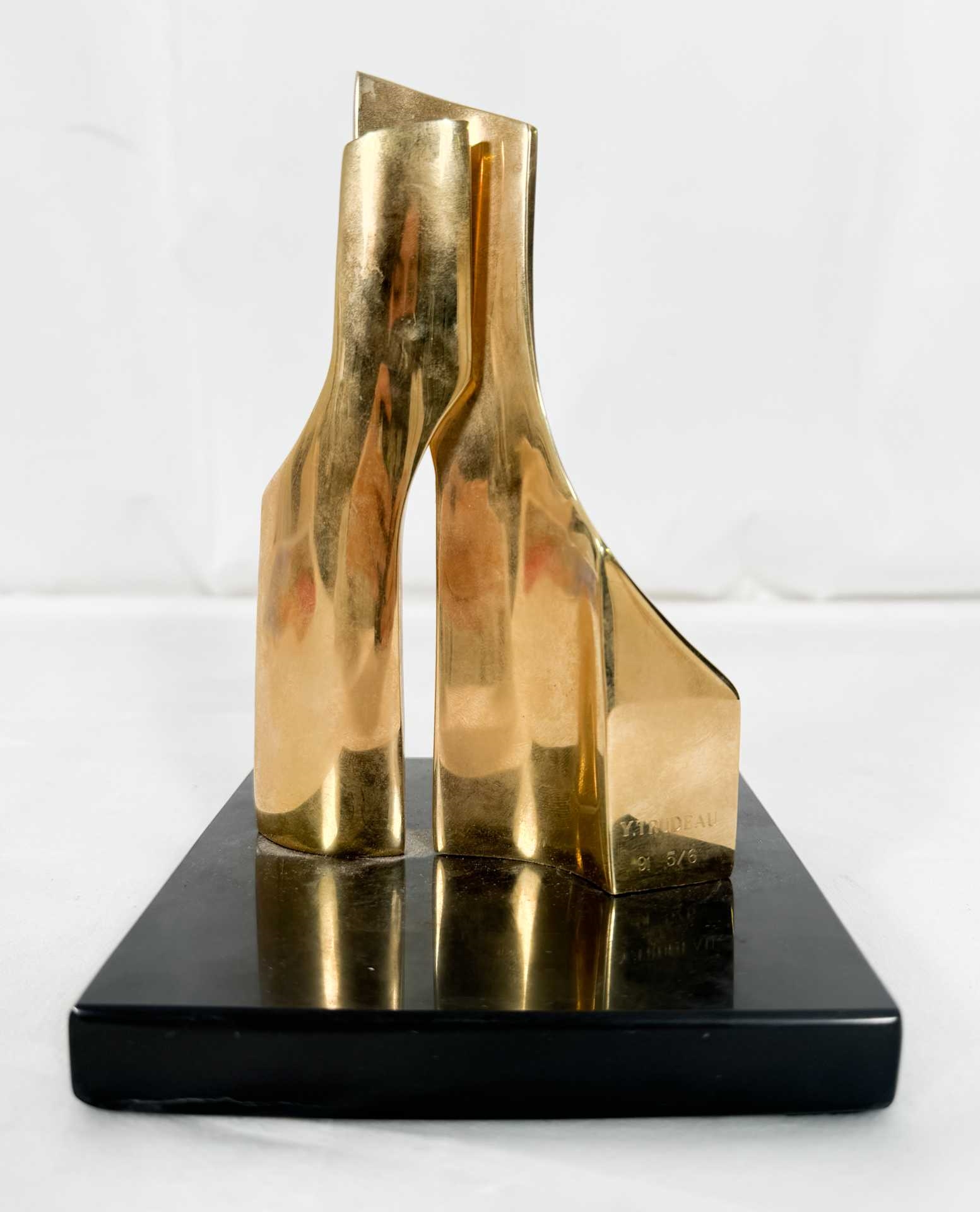 Yves Trudeau | Trudeau, Yves - Sculpture en bronze | MutualArt