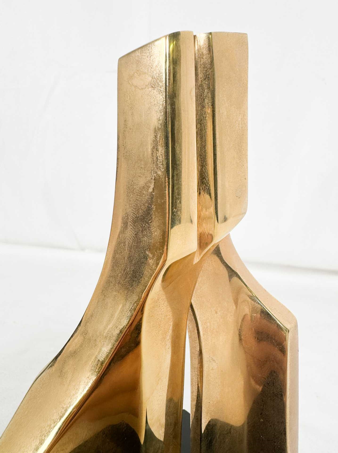 Yves Trudeau | Trudeau, Yves - Sculpture en bronze | MutualArt