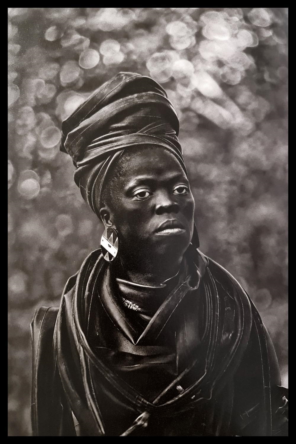 Zanele Muholi | Zanele Muholi, Basizeni XI, Cassilhaus, Chapel Hill ...