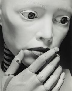 Elizabeth King | Pupil; Pose 1; Pupil; Post 6 (2 works) | MutualArt
