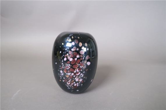 Robert Pierini | Robert PIERINI (1950) Vase ovoïde en verre à décor ...