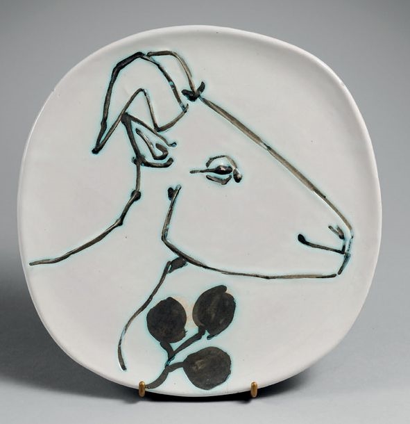 Pablo Picasso | Goat's head in profile. Round square plate (1950 ...