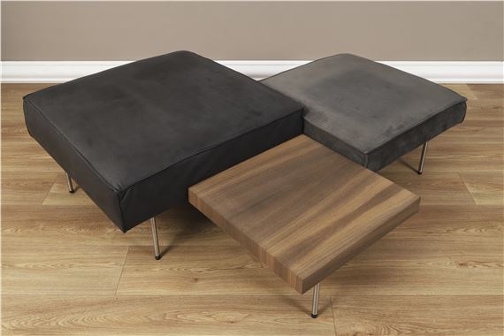 Massimo Mariani | 3 Artworks at Auction | MutualArt
