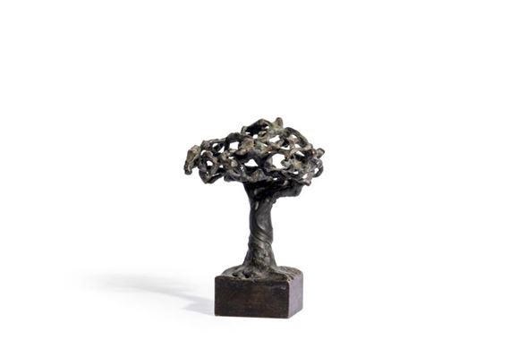 Mustafa Ali | Tree (2017) | MutualArt