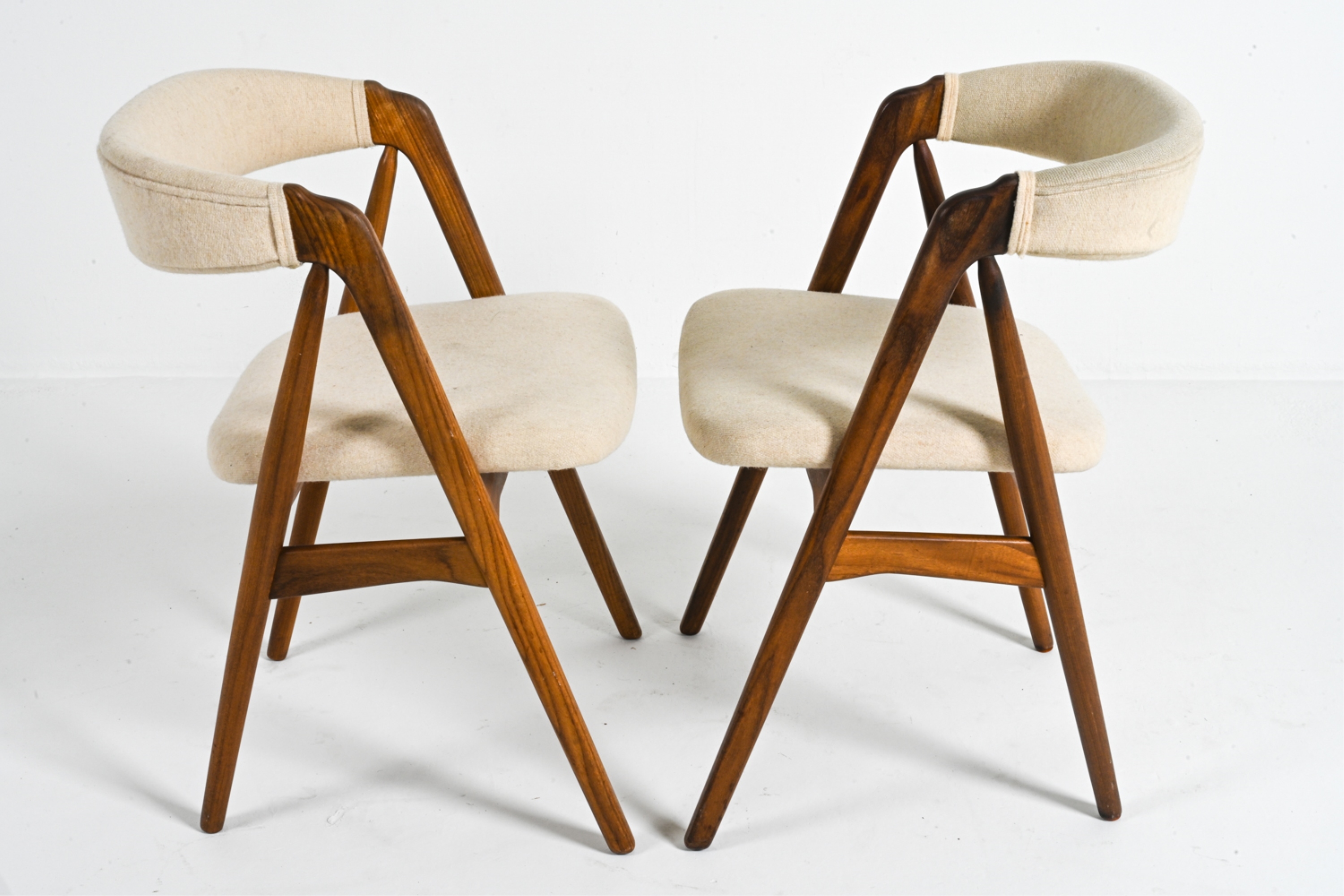 Thomas Harlev | 2) THOMAS HARLEV MODEL 205 TEAK CHAIRS (Circa 1960s ...