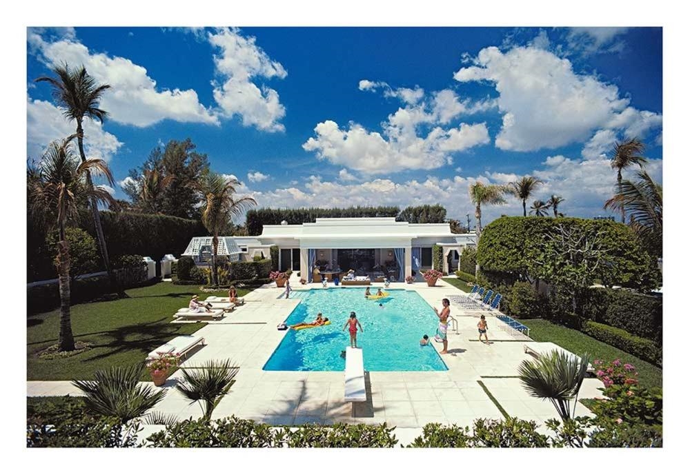 Slim Aarons | Slim Aarons (after (1985) | MutualArt