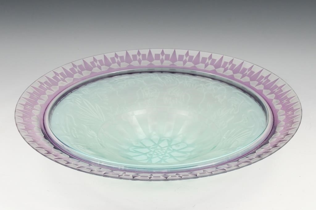 Gary Genetti | GARY GENETTI ETCHED ART GLASS CHARGER | MutualArt