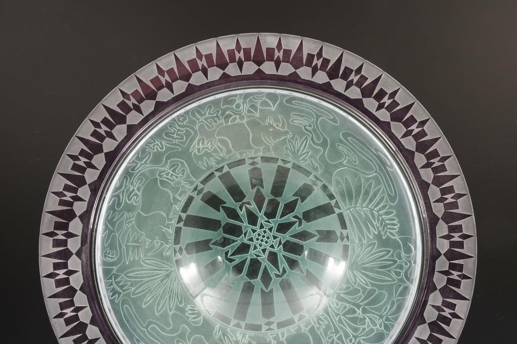 Gary Genetti | GARY GENETTI ETCHED ART GLASS CHARGER | MutualArt