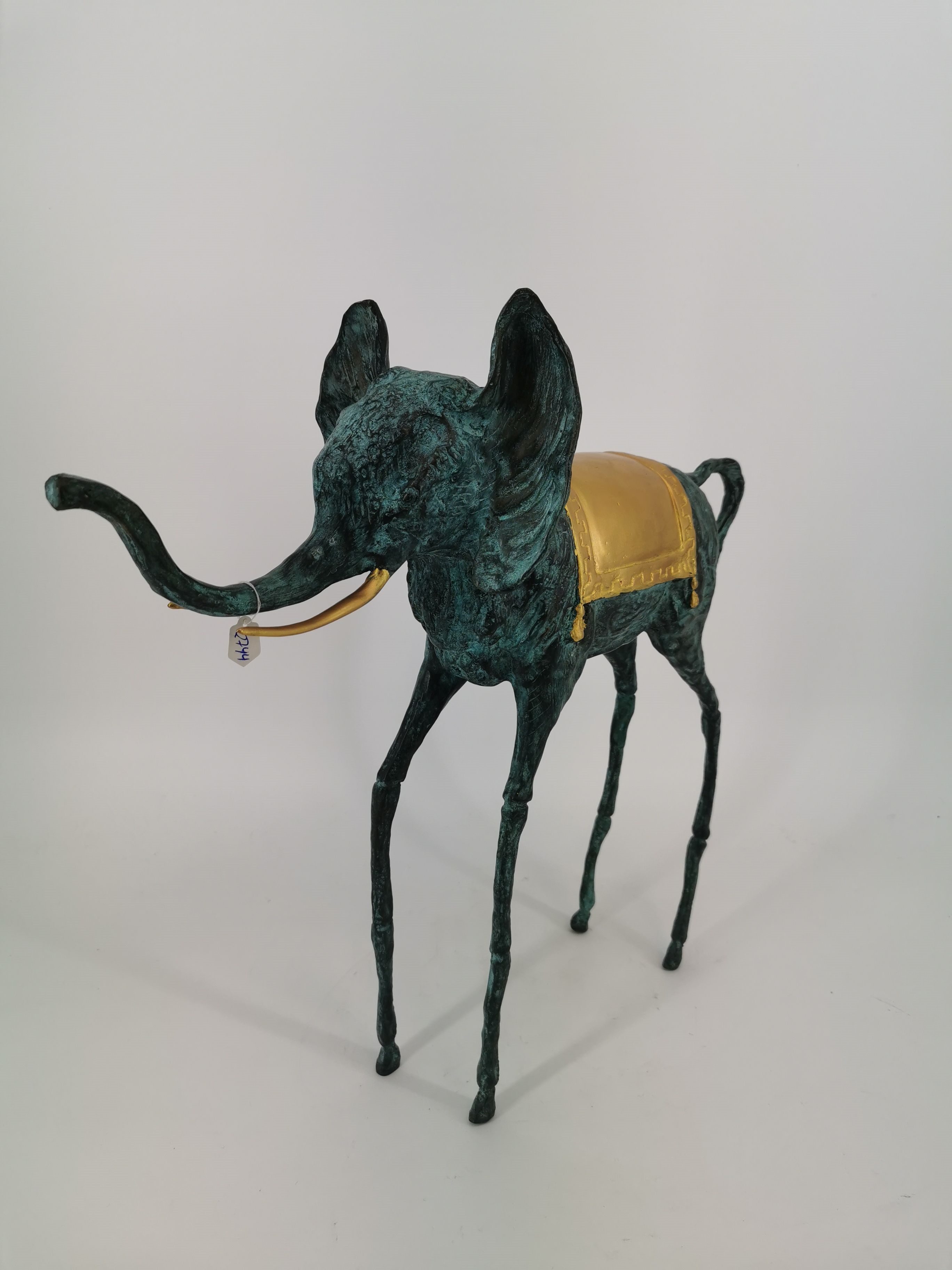 Salvador Dalí | Éléphant Spatial (1946) | MutualArt