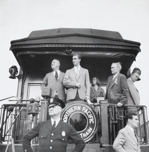 Arthur Rothstein | Arthur Rothstein (American (1936 - 1940) | MutualArt