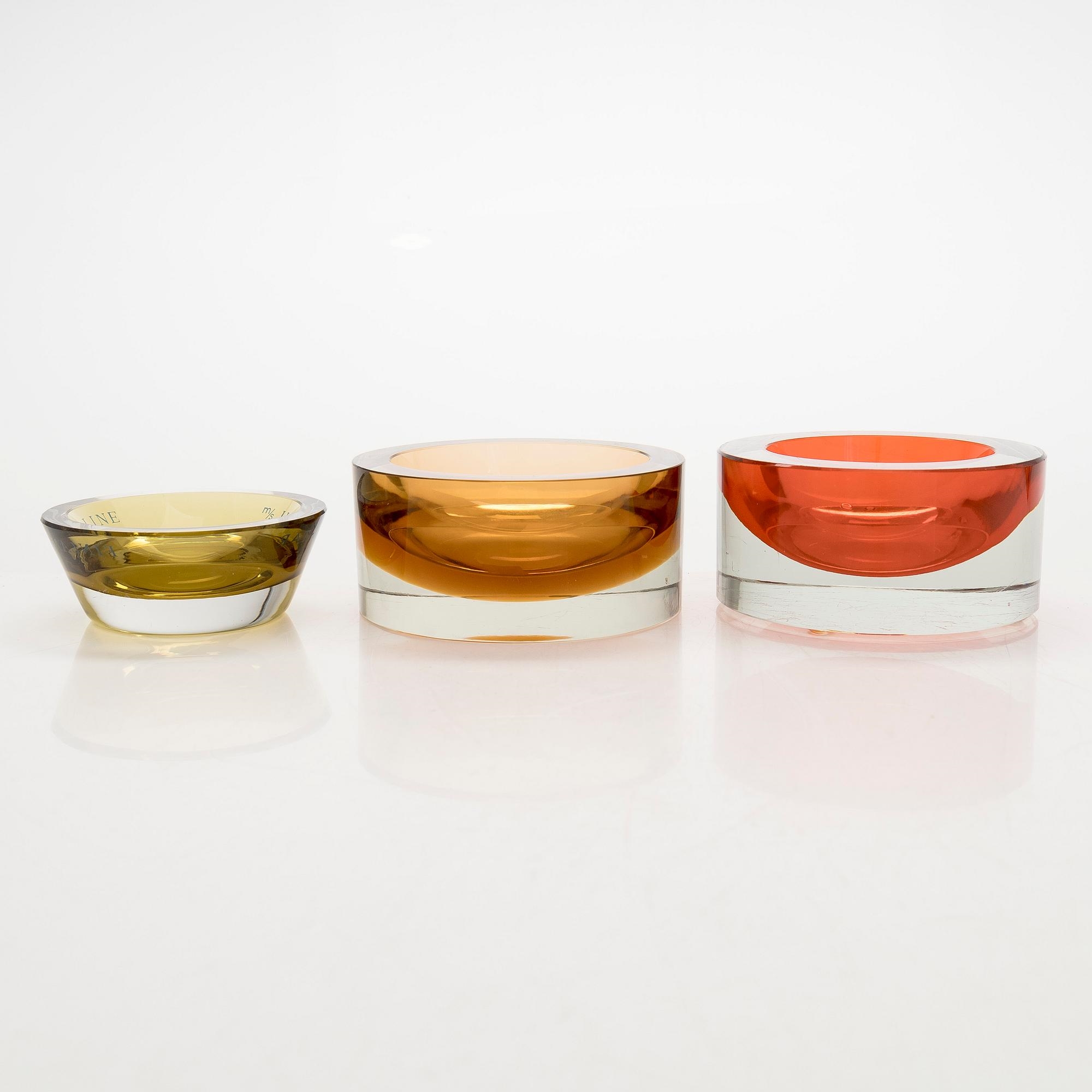 Saara Hopea | three art glass objects/bowls, models SH 117 and SH 144 ...
