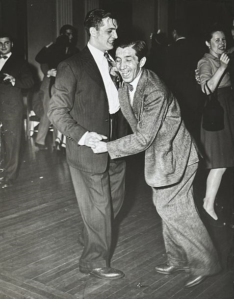 Weegee | Easter Sunday, Harlem | MutualArt