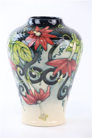 Anji Davenport | Scarlet Star | MutualArt