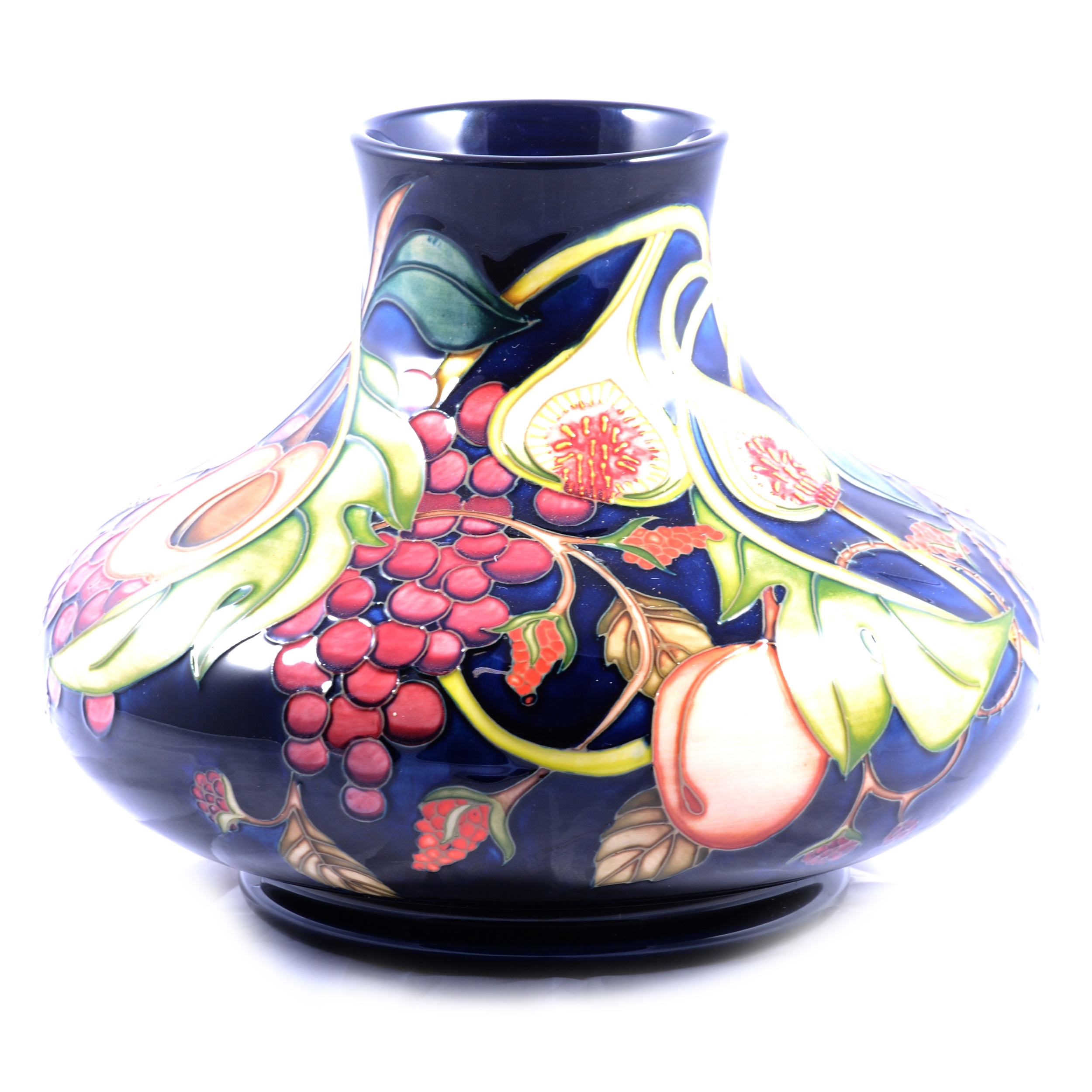 Emma Bossons | a vase in the Queen's Choice design. (2000) | MutualArt