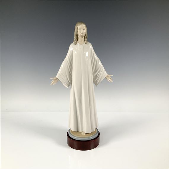 Francisco Catalá | 2pc Lladro Porcelain Figurine + Base (1982) | MutualArt
