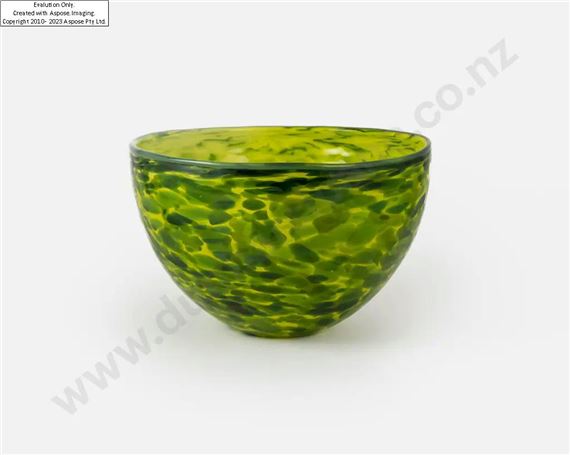 Garry Nash | Large Garry Nash Art Glass Bowl (1) | MutualArt