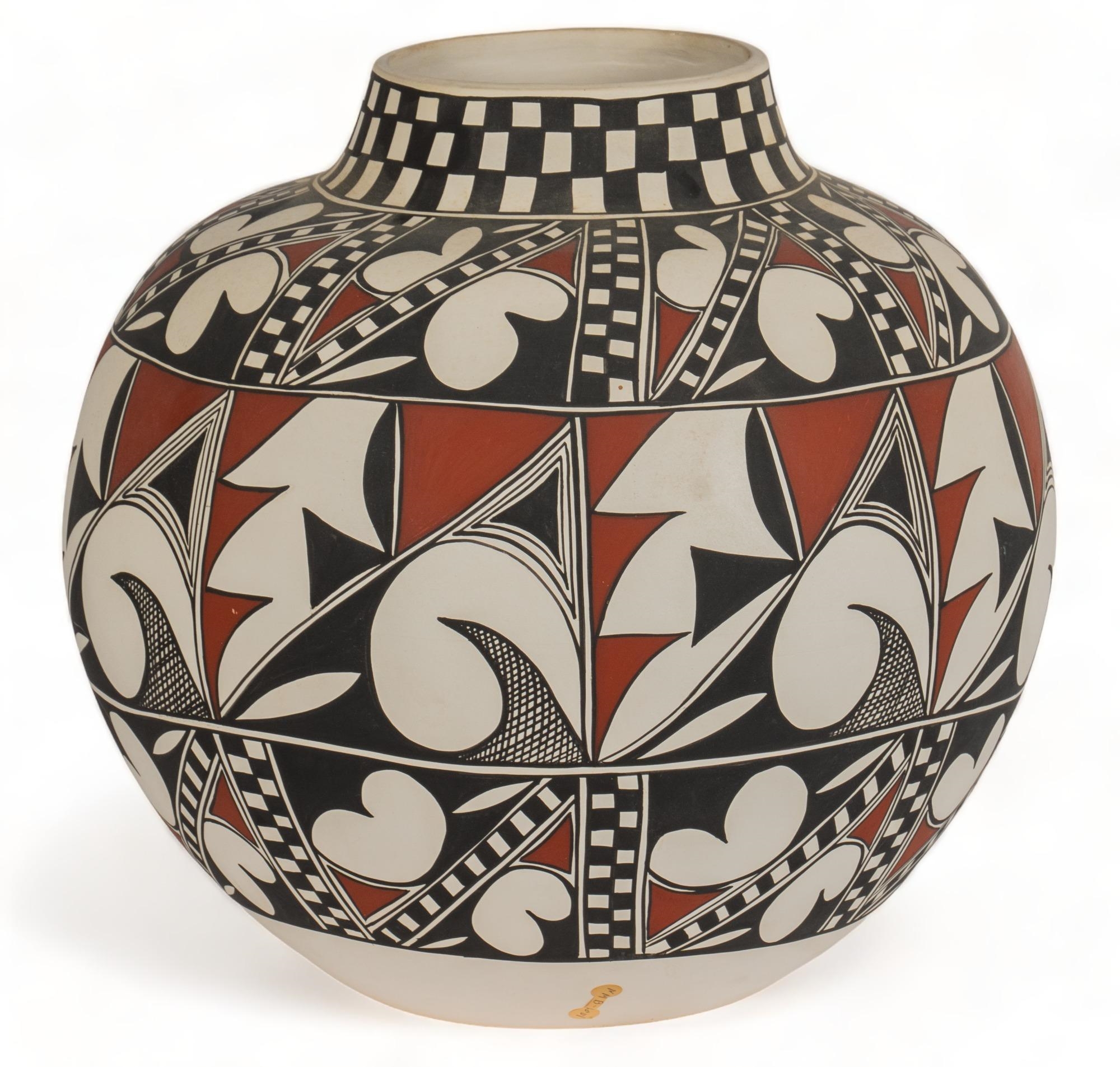 Gloria Holguin | Tricolor Vessel (1982) | MutualArt