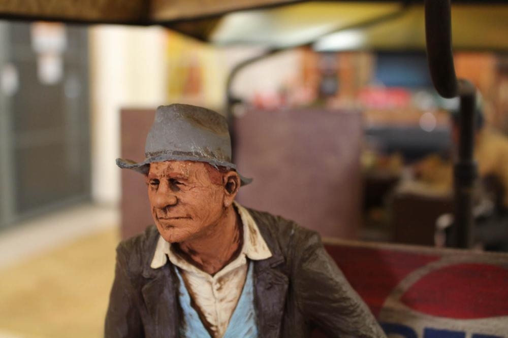 Michael Garman | MICHAEL GARMAN FIGURAL TABLE LAMP | MutualArt