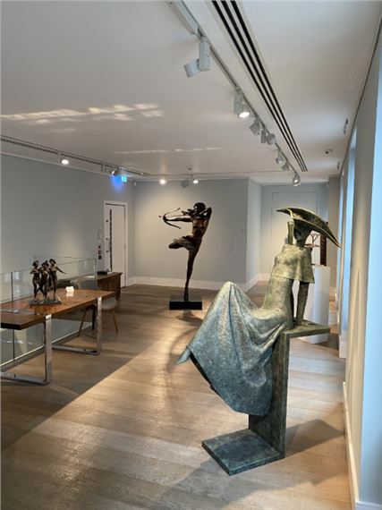 British Sculpture | Exhibitions | MutualArt