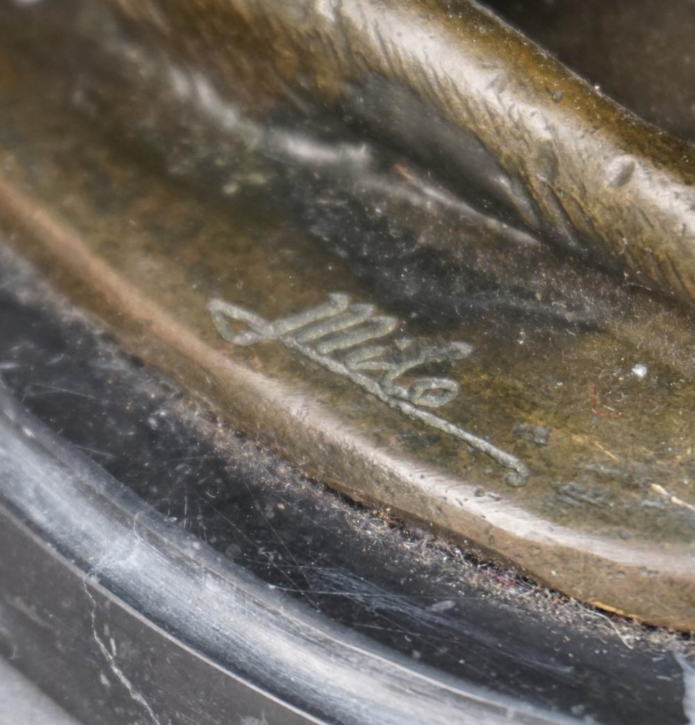 Miguel Fernando López (Milo) | Recumbent Fox Bronze Figure | MutualArt